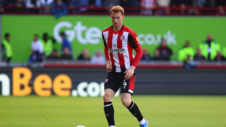 Brentford's Sepp van den Berg Praises Liverpool's Virgil van Dijk For ...