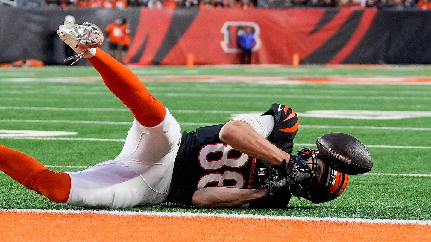 Mike Gesicki Update: Bengals Make Roster Decision on Tight End ...