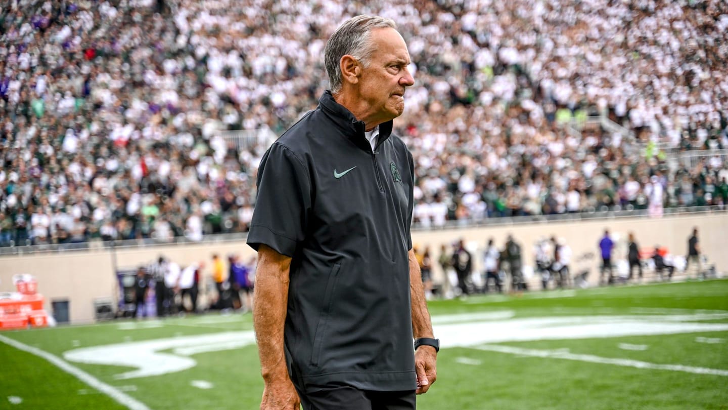 A Michigan State football coaching legend stopped in to see Pat Fitzgerald