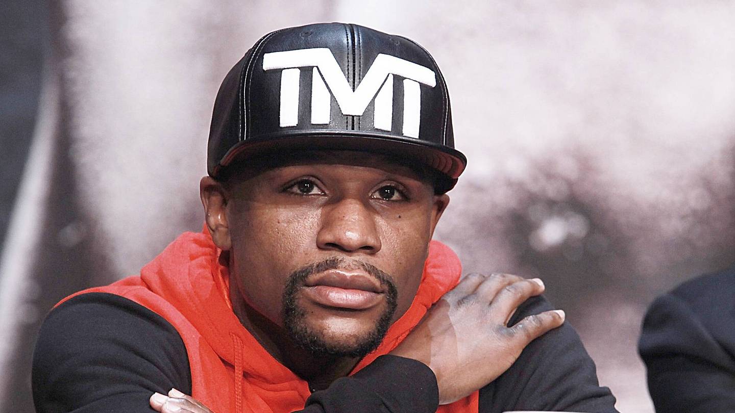 Floyd Mayweather Ordered to Pay Huge Child Support Sum to Former Strip ...