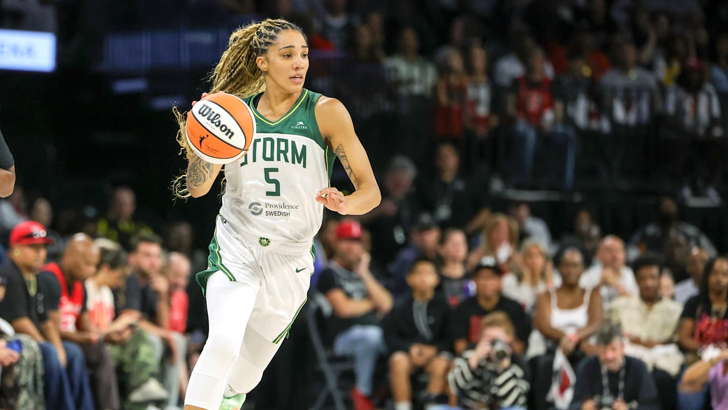 Seattle Storm make big roster move before WNBA free agency