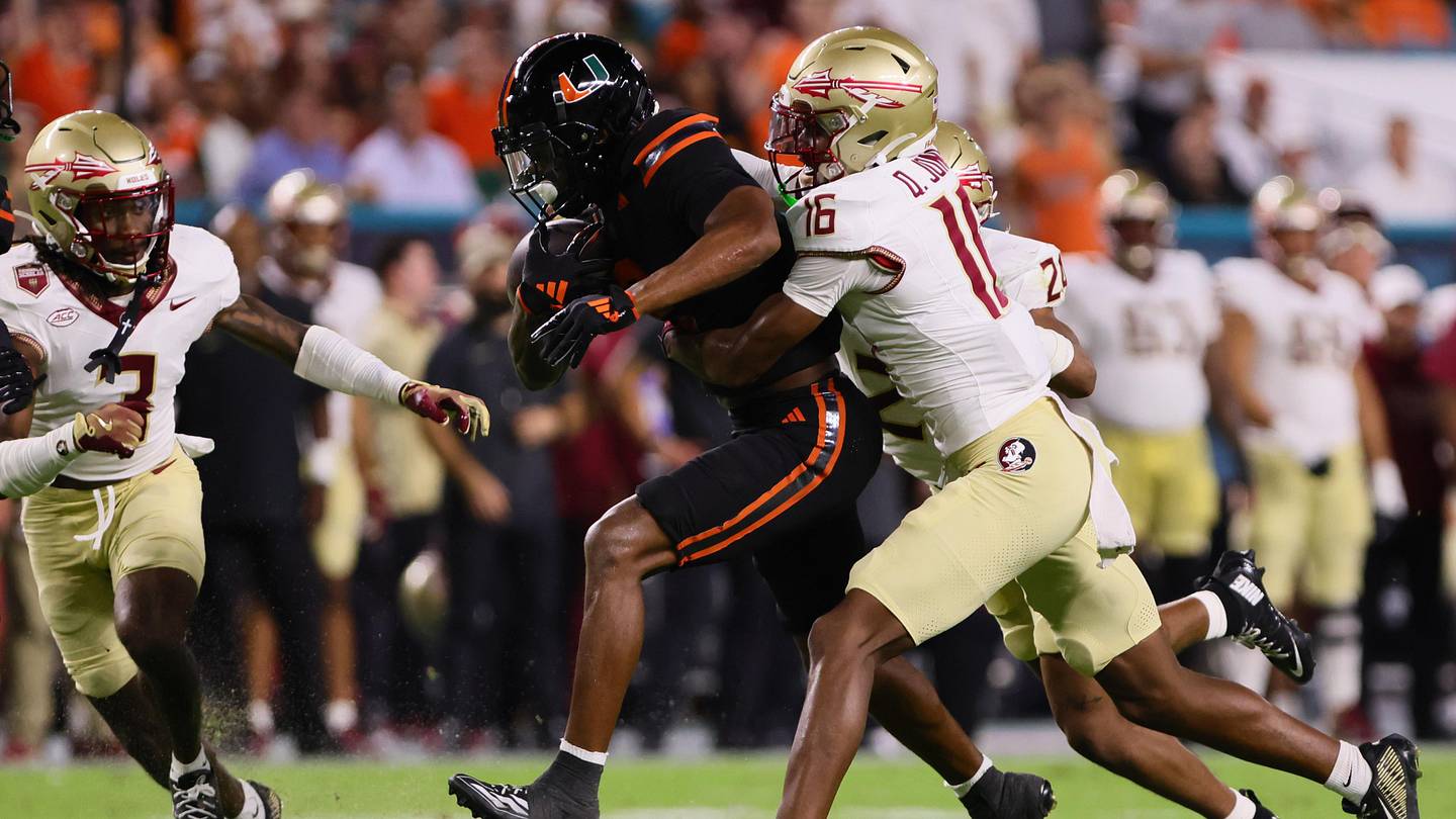Hurricanes Storm Back To Turn Away Blue Devils