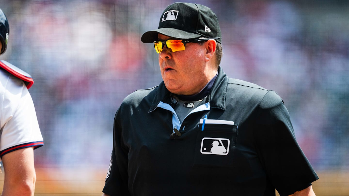 Ump show: Get ready to learn expanded strike zone thanks to Doug Eddings