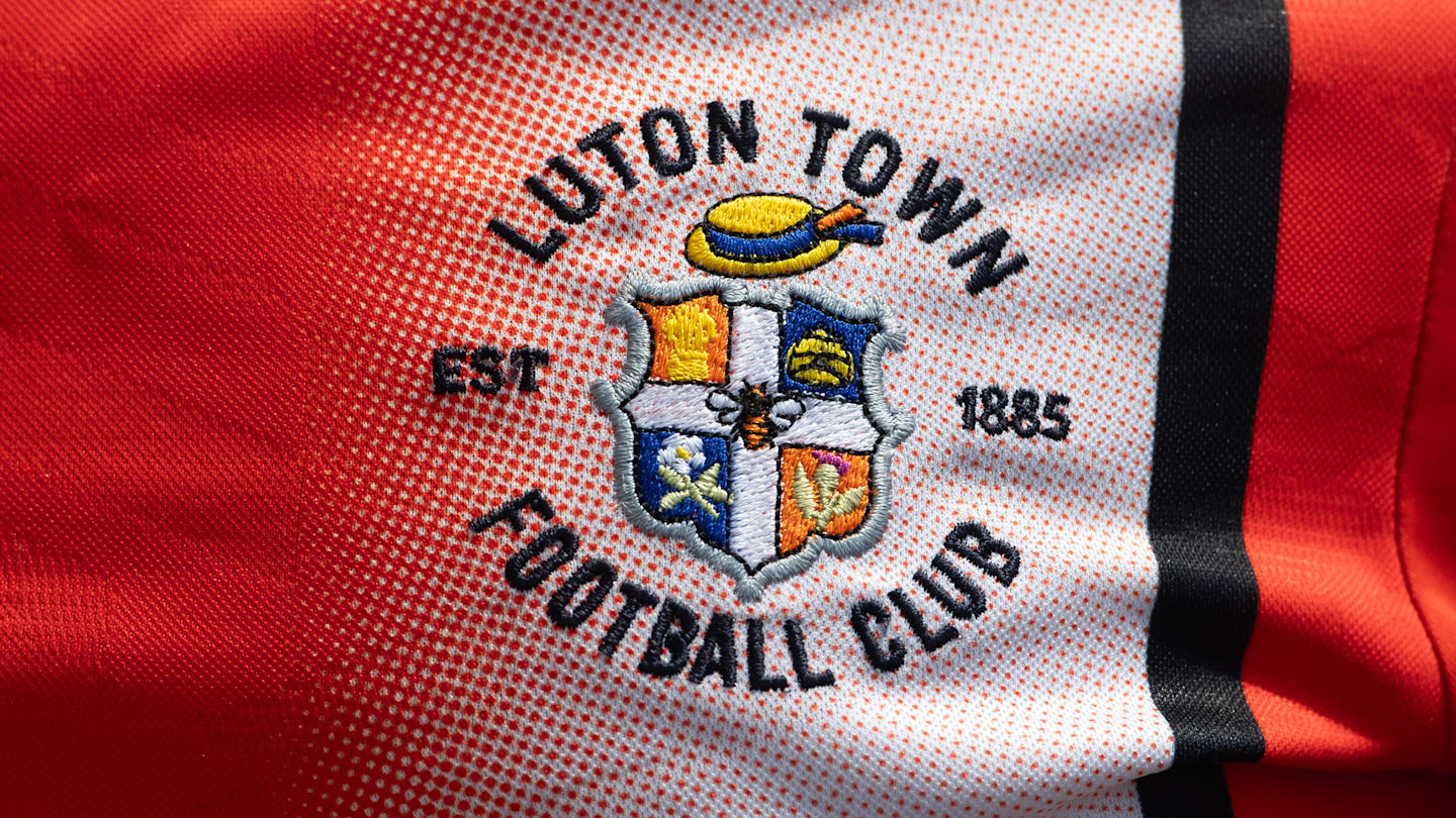 Aston Villa set to sign highly-rated teenage defender from Luton Town