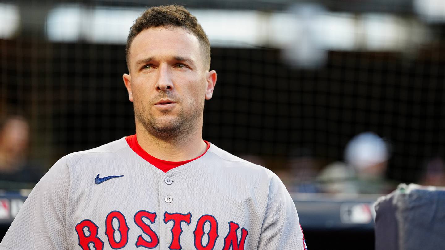 Cubs and Red Sox watching as Scott Boras stirs Alex Bregman free agency ...