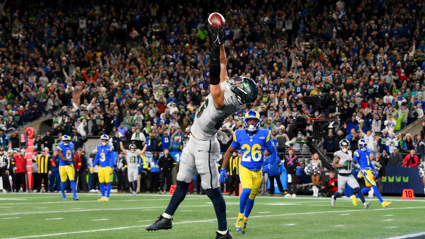 Seahawks have a chance to make historic franchise mark in Week 17