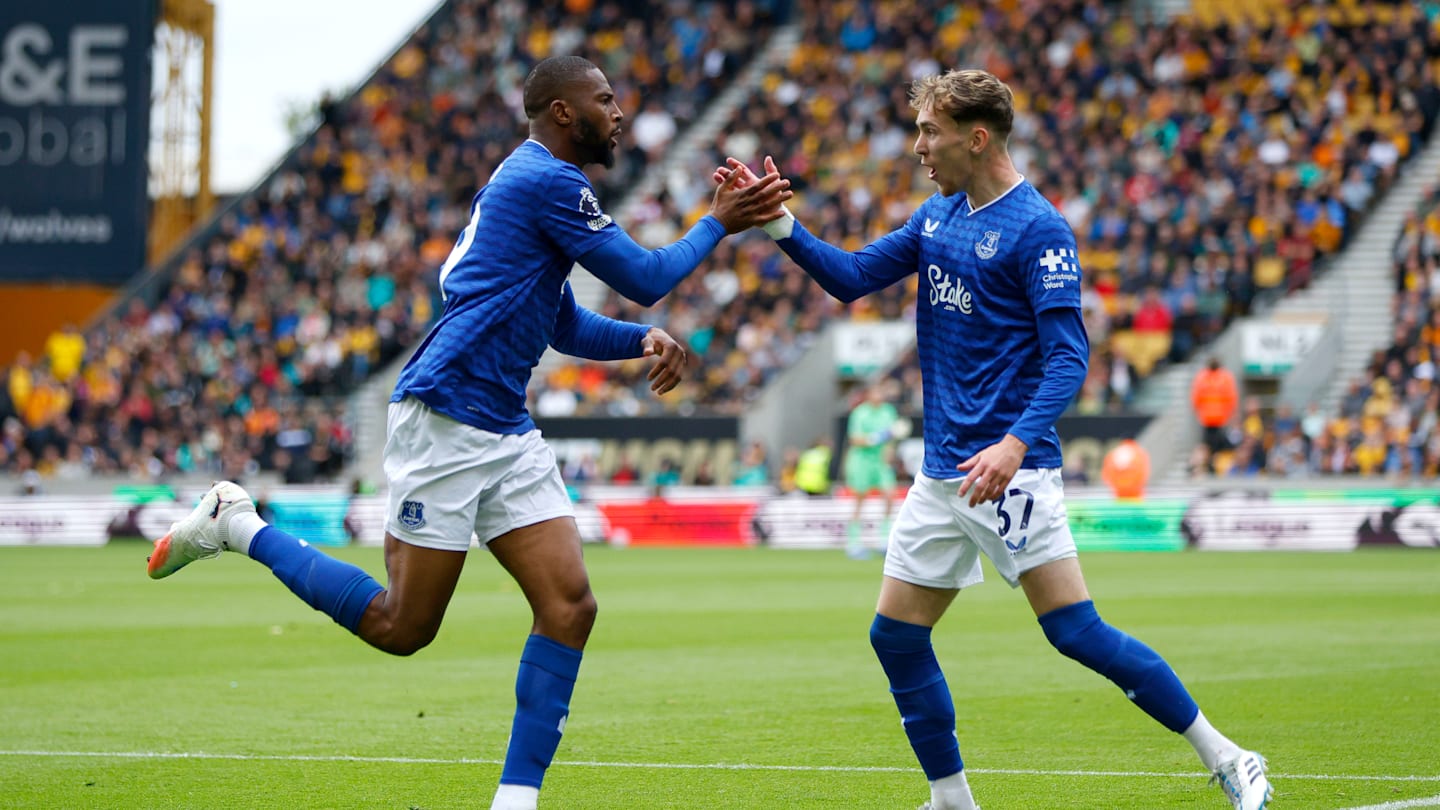 Predicting Everton's starting XI for Premier League restart against Aston Villa