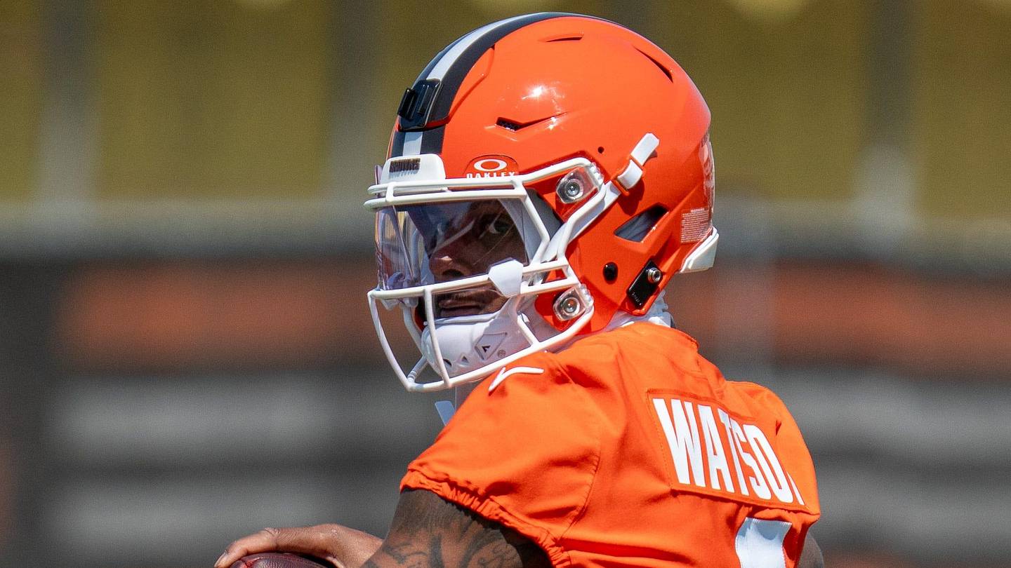What the Cleveland Browns’ Quarterback Depth Chart Should Look Like in 2026