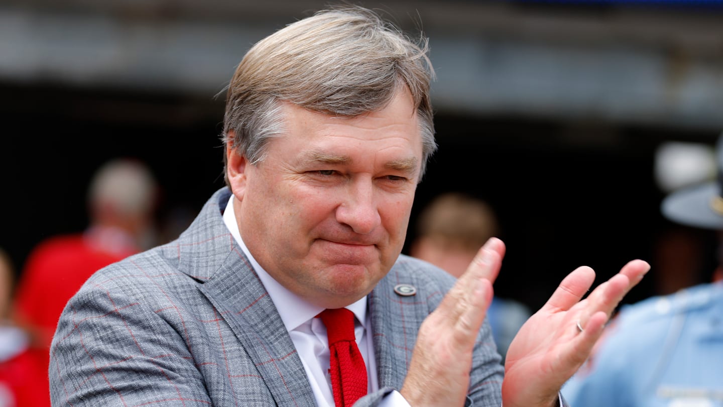 Kirby Smart takes photo of Tim Tebow bound for Georgia's permanent ...