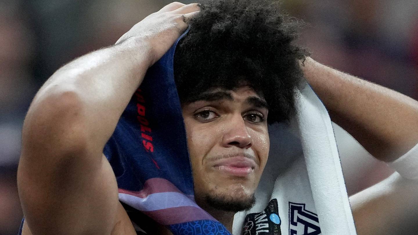 Koa Peat’s uncertain NBA Draft future complicates Lakers’ first-round plans