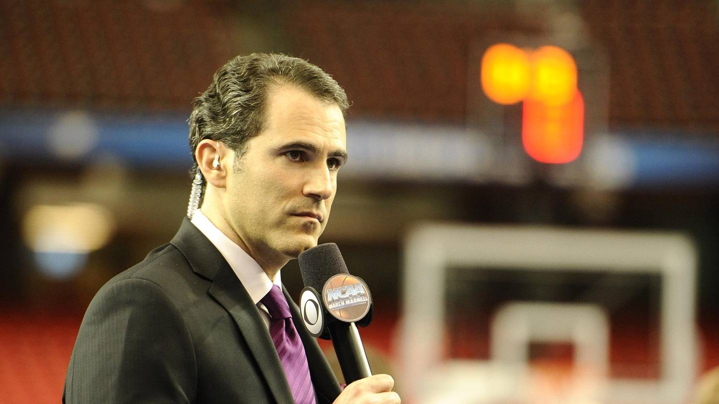 CBS analyst rips Kentucky basketball roster after lackluster performances
