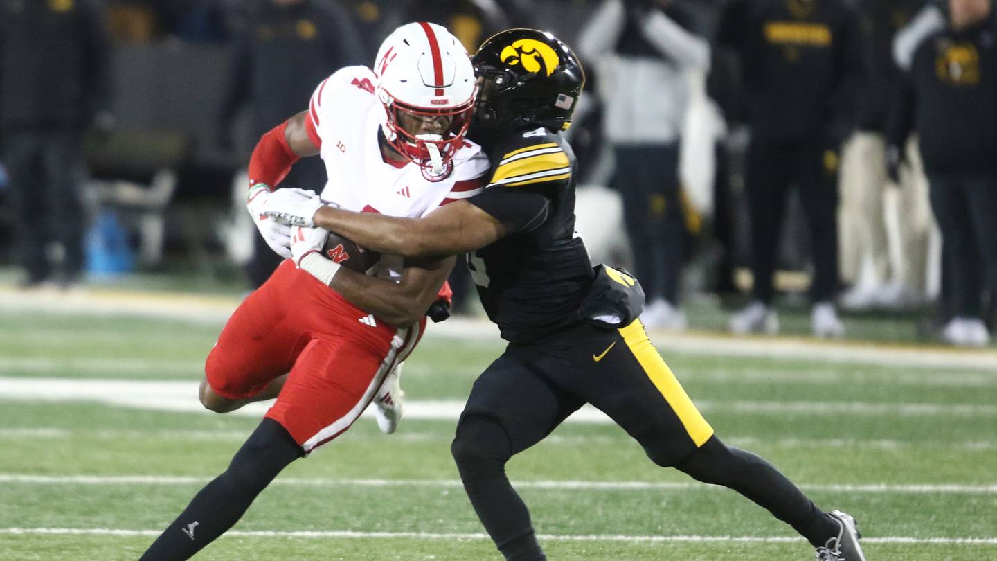 Nebraska football vs Iowa Hawkeyes final odds and a prediction