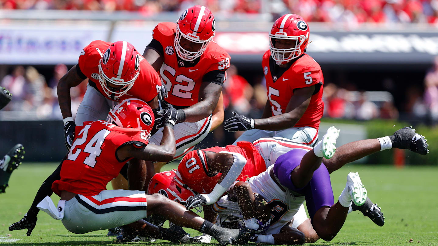 Pair of future Georgia DL put on a show in season opener
