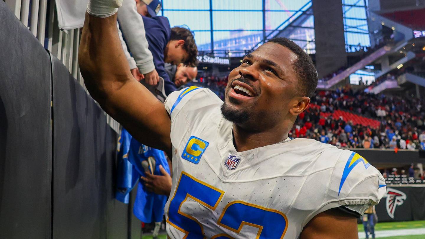 BREAKING: Former Raiders Great Khalil Mack Eyeing Return, Free Agency