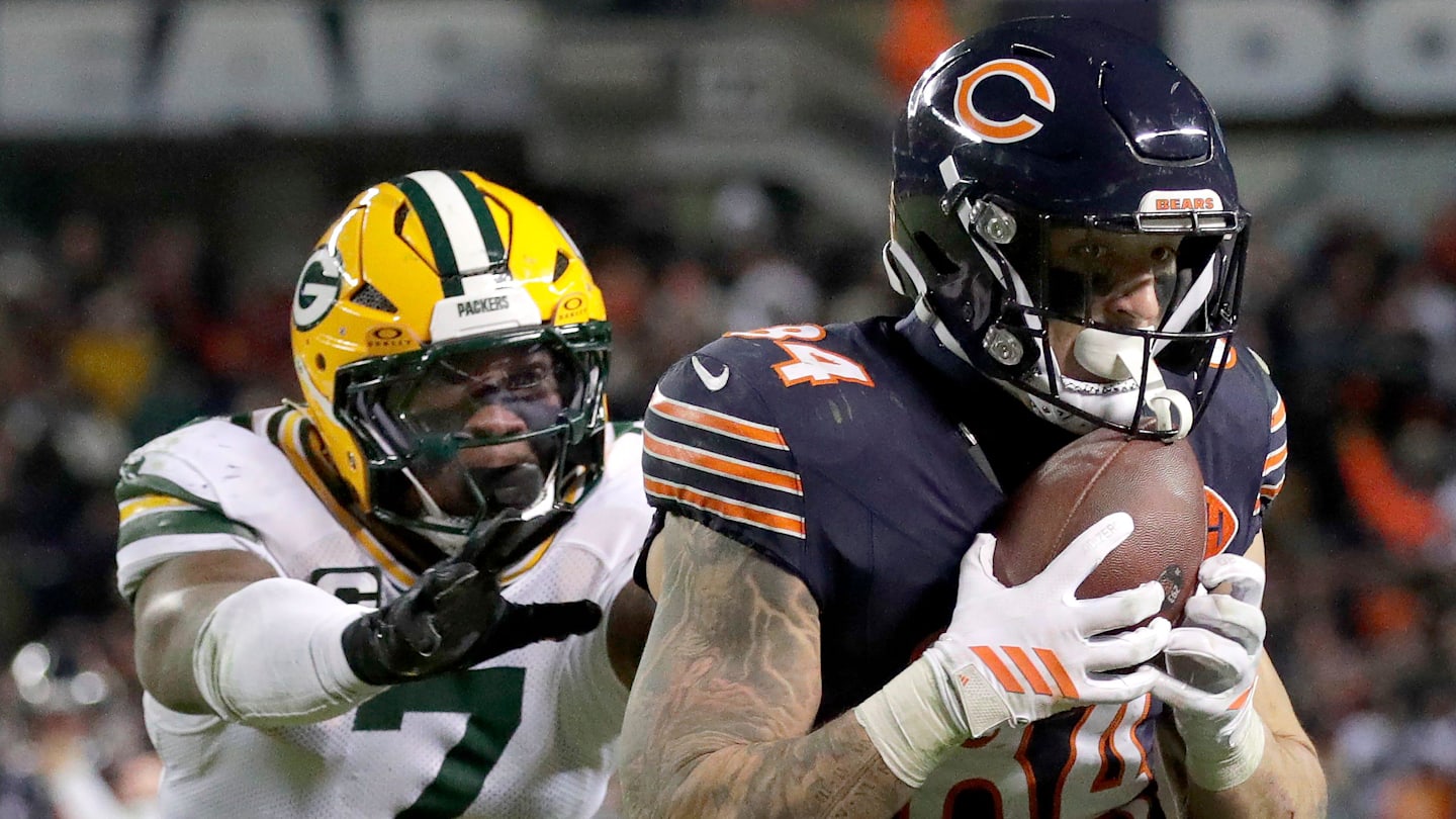 Bears' Colston Loveland set to take postseason torch from Travis Kelce