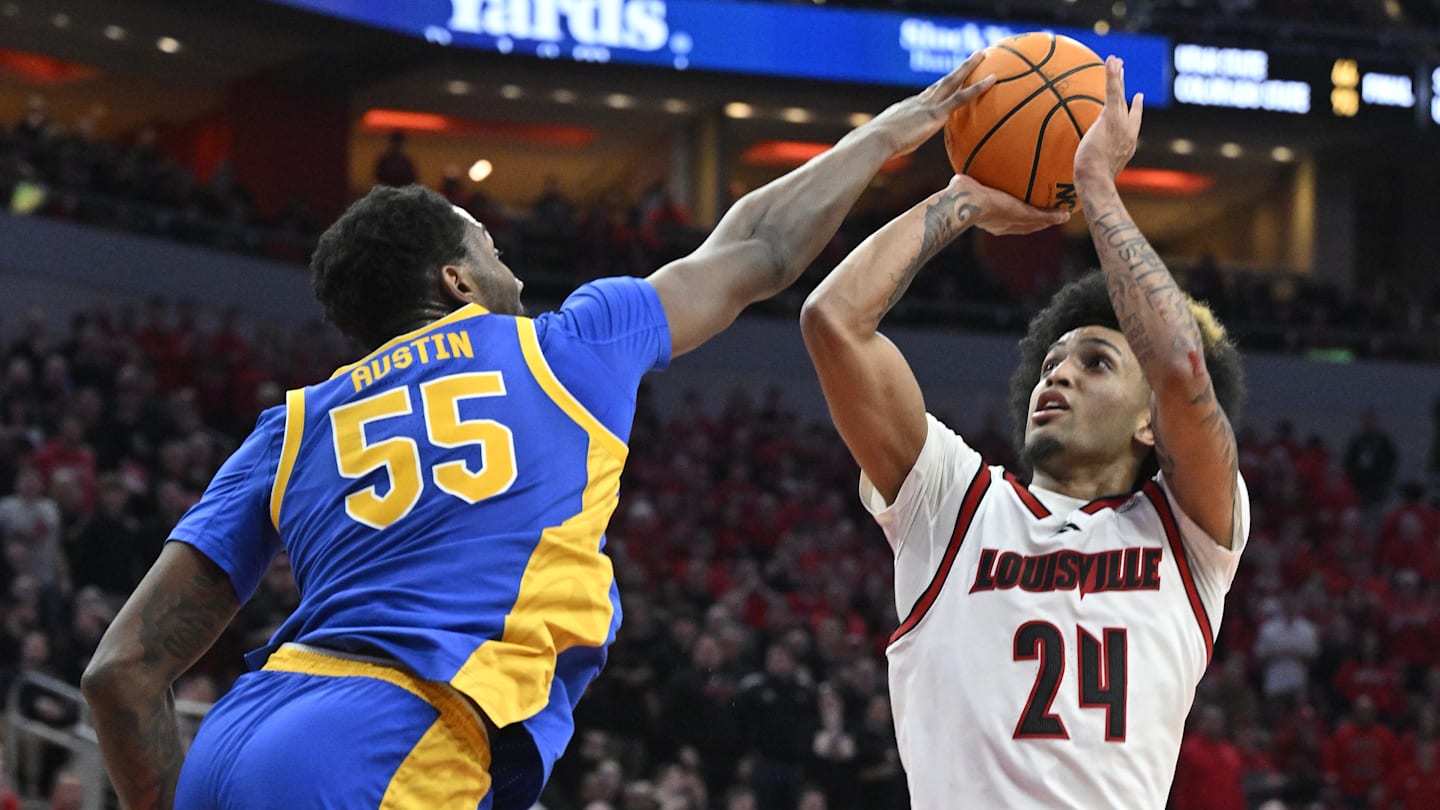 Highlights, Photos and Notes: Louisville 79, Pitt 68