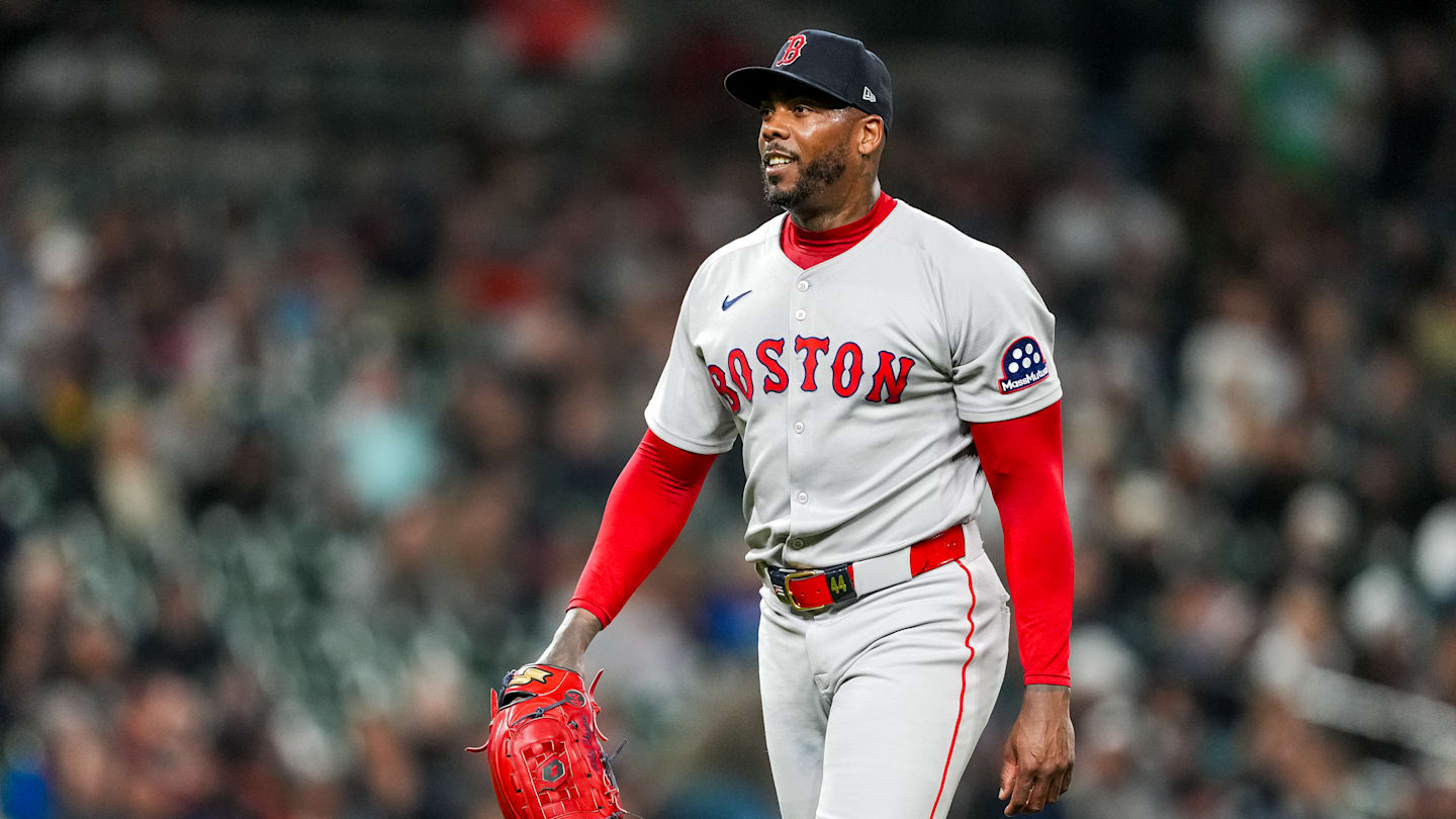 Are the Cubs eyeing a reunion with a key member of the 2016 World ...