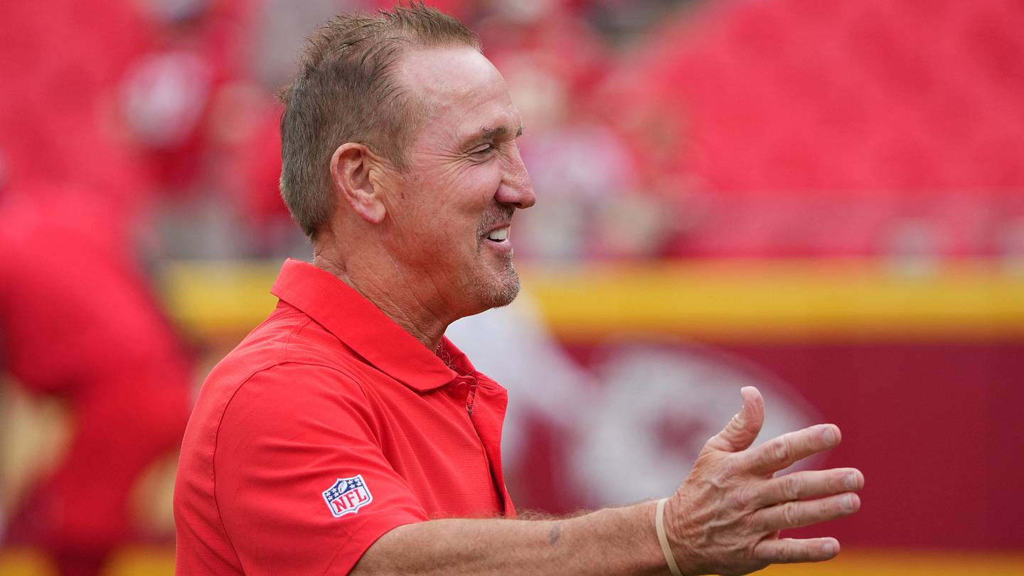 Chiefs Giving Preseason Star Major Opportunity in Week 8 Raiders Showdown