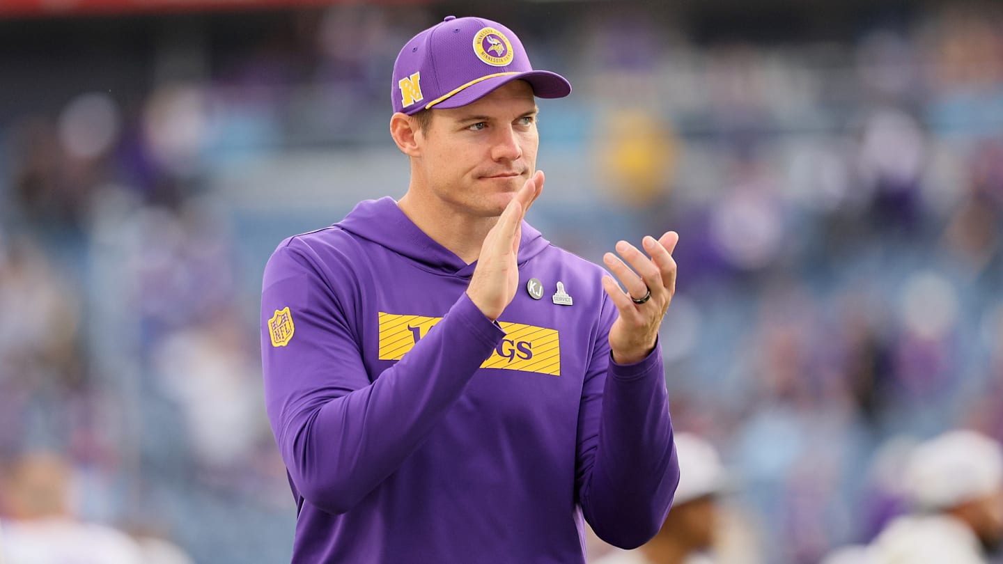 Vikings HC throws subtle shade at Brian Daboll over Daniel Jones’ development