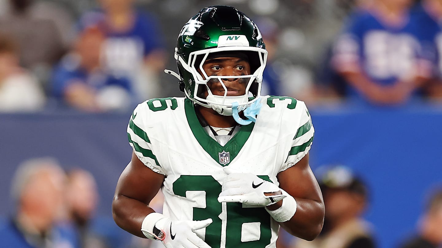 Jets waste no time making a flurry of signings after end of 2025 season