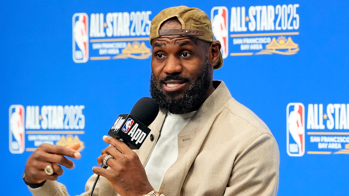 LeBron James' injury expected to be monitored long term by Lakers