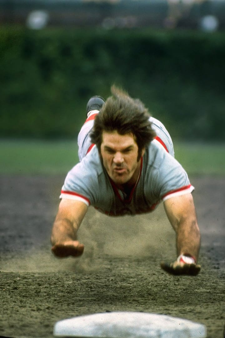pete rose diving into base