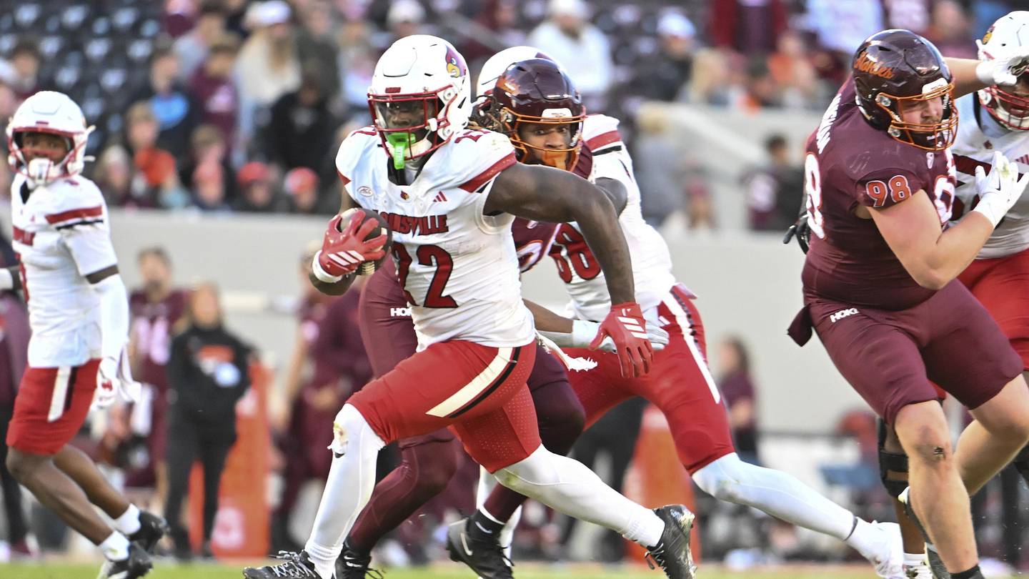 Highlights, Photos and Notes: Louisville 28, Virginia Tech 16