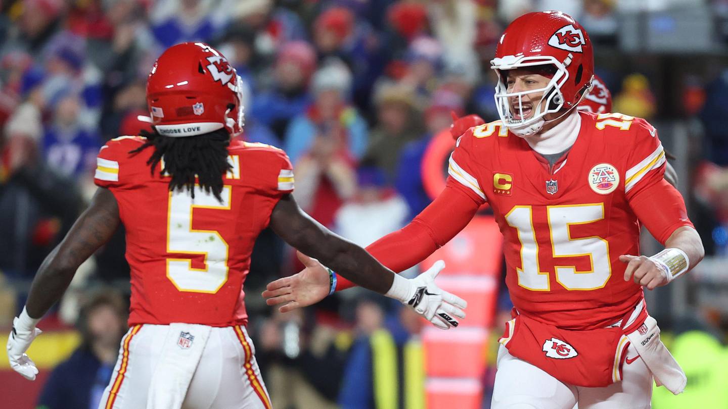 Patrick Mahomes Apologizes for Hilarious Mistake During Chiefs' Win ...