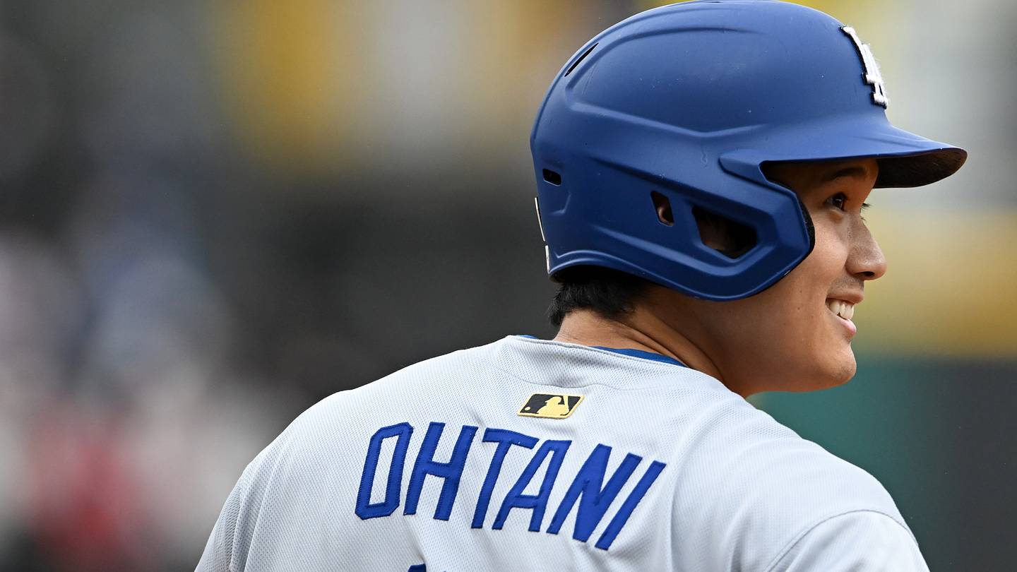 History Made: Ohtani’s 1/1 Topps Gold Logoman Sets Record Price of ...