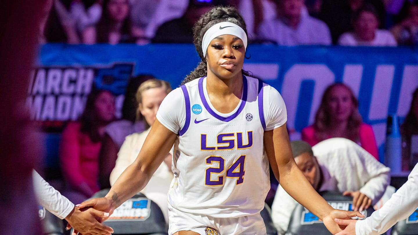 Live Updates: Kim Mulkey’s LSU Tigers vs. Dawn Staley’s South Carolina ...