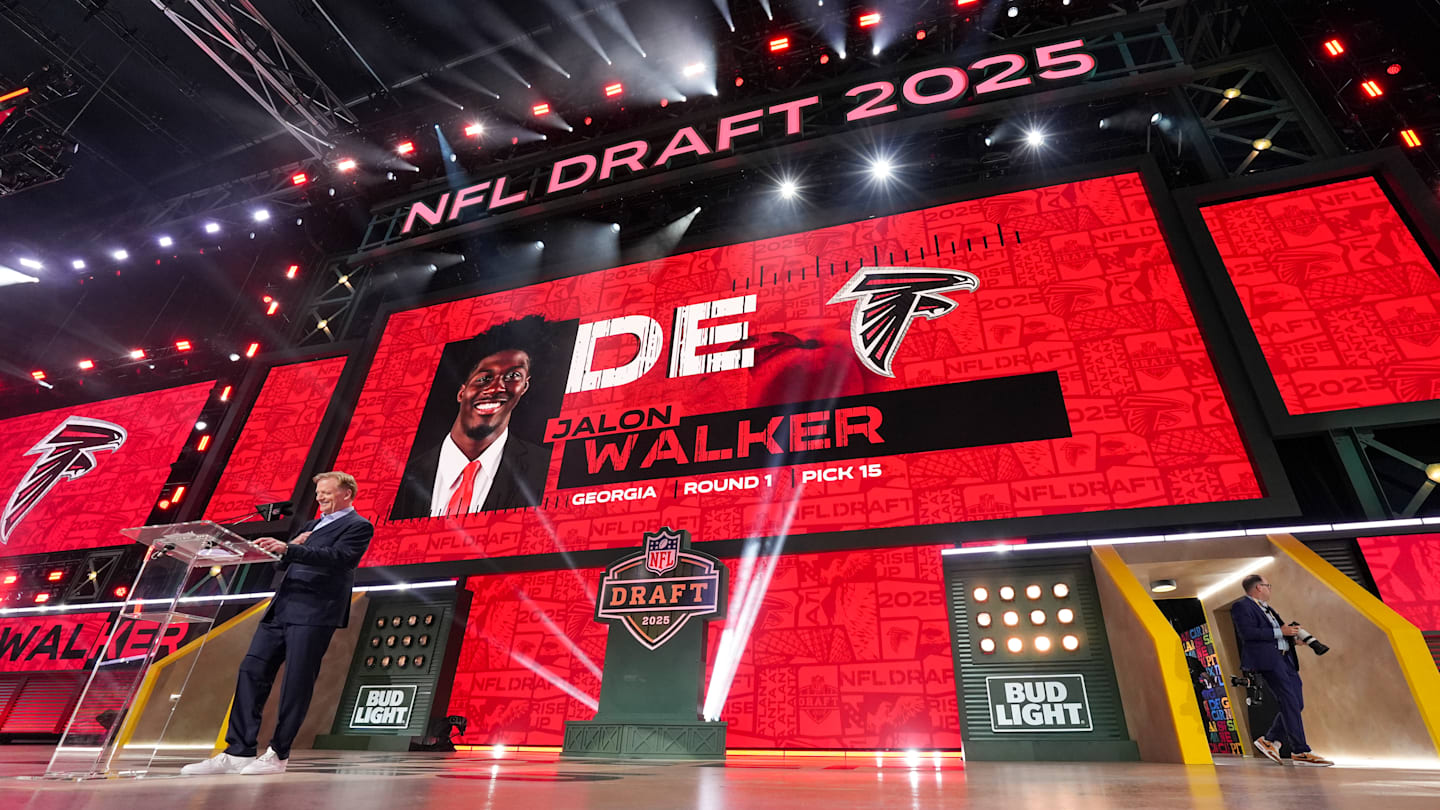 Falcons' Draft Has Caught the Attention of Team Legend