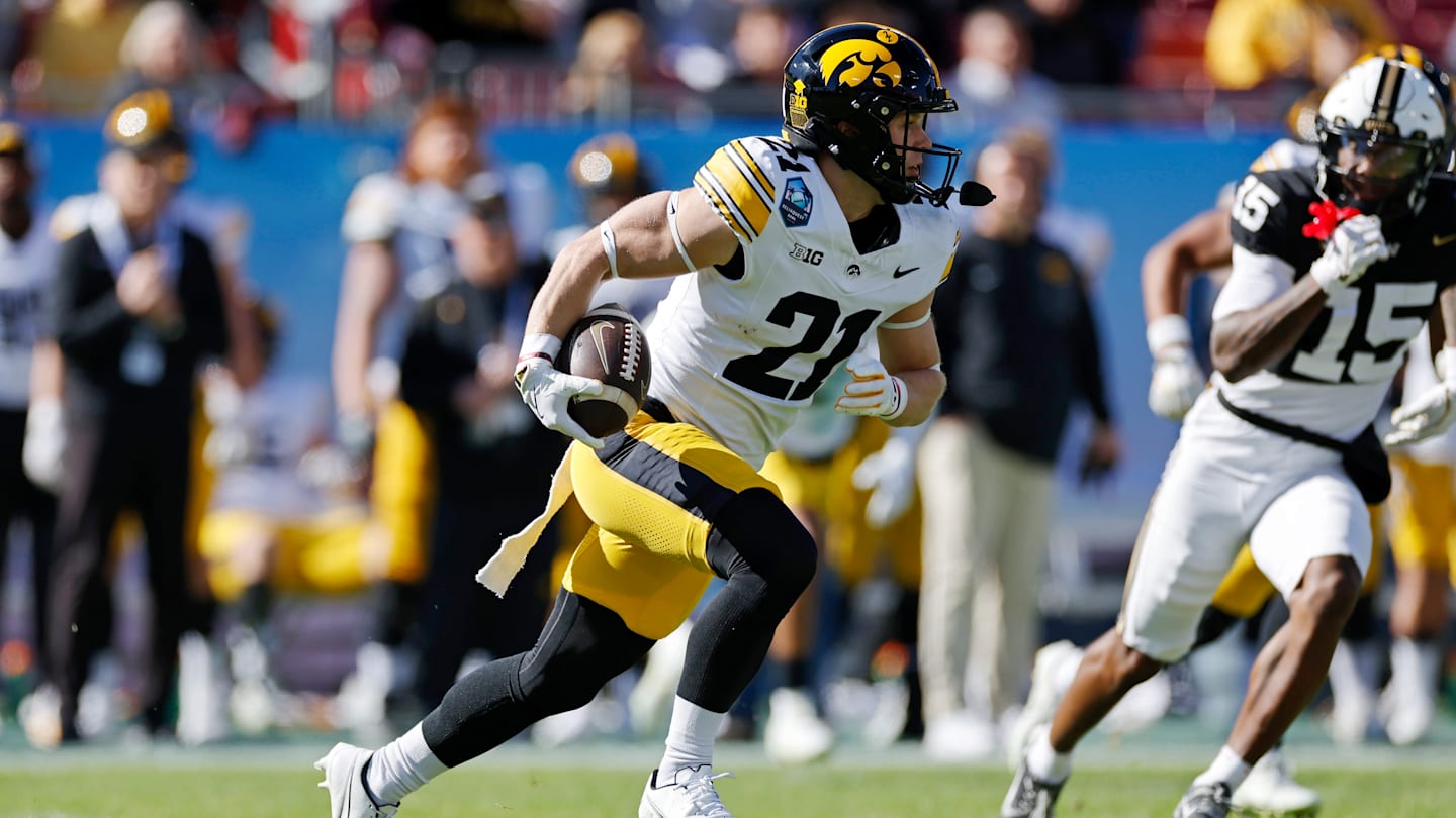 Kaden Wetjen had a simple message for every major college football program