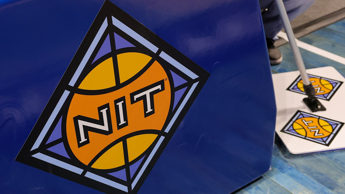 How many teams make the NIT