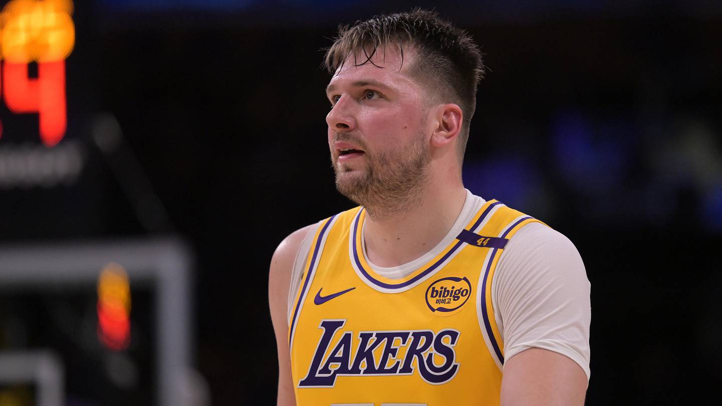 Underrated piece of Luka Doncic's defense that gives Lakers hope of ...