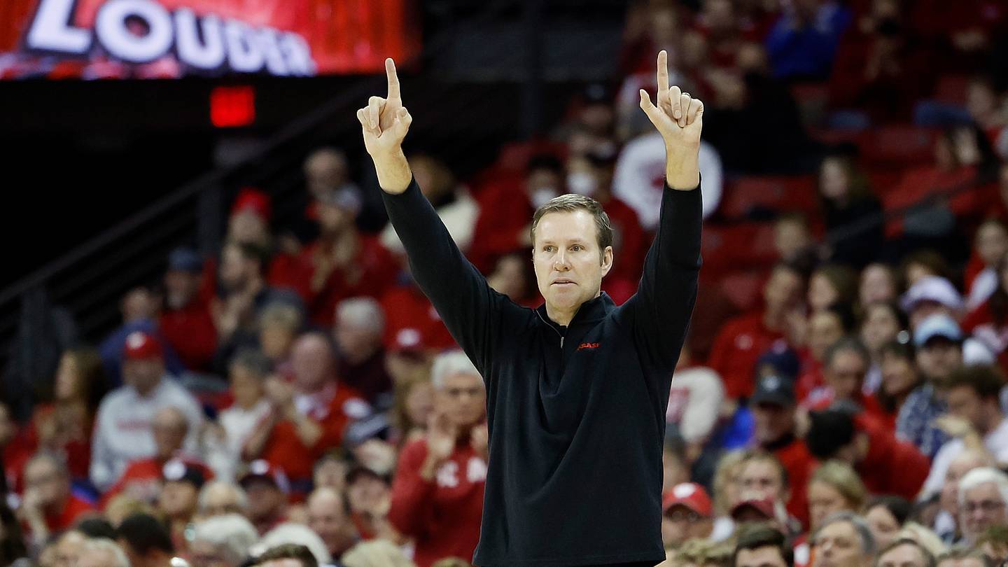 Nebraska basketball coach gets massive vote of confidence in new extension