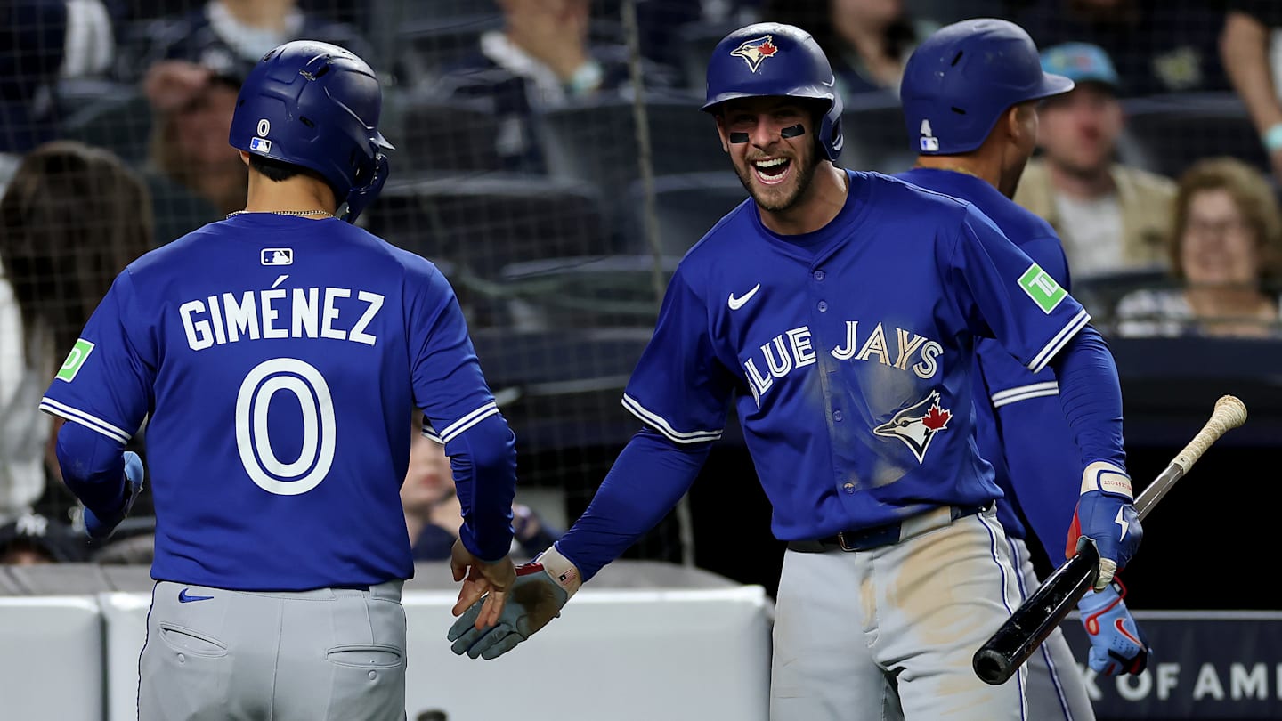 Blue Jays vs. Yankees Rain Delay April 26: Start Time, Full Details ...