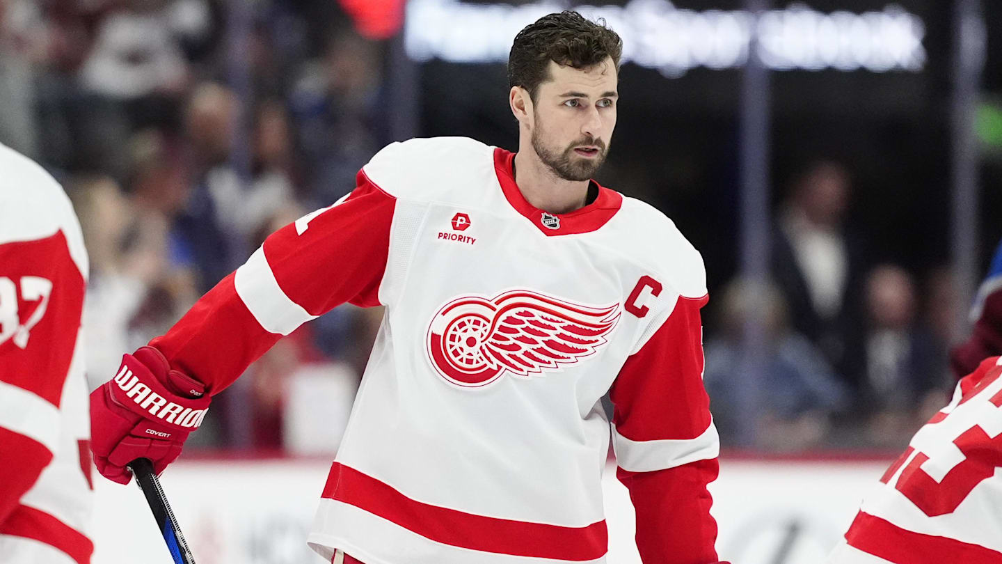 Dylan Larkin’s lack of impact has come at the worst possible time