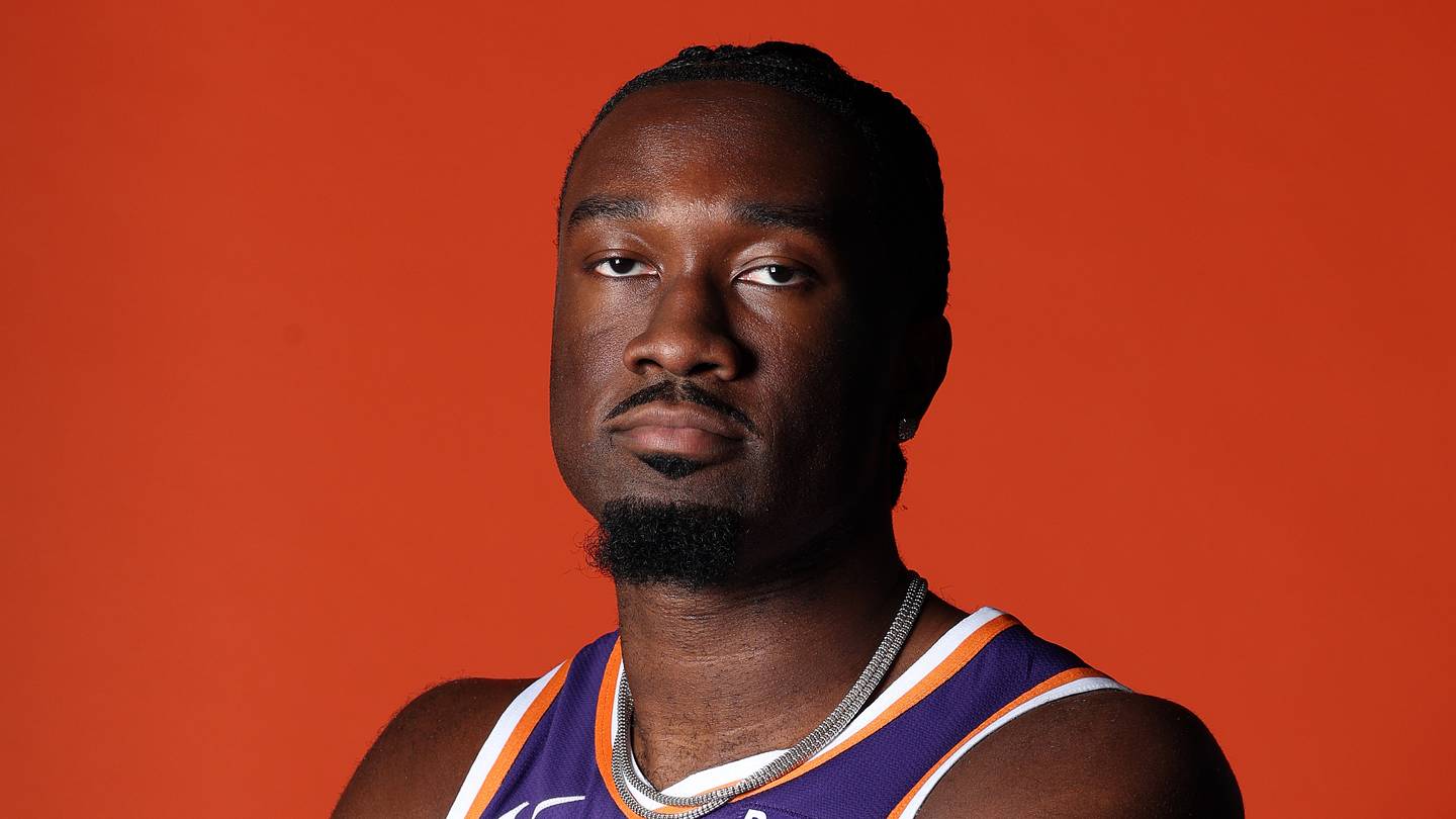Mark Williams is terrifyingly the difference-maker for the Suns