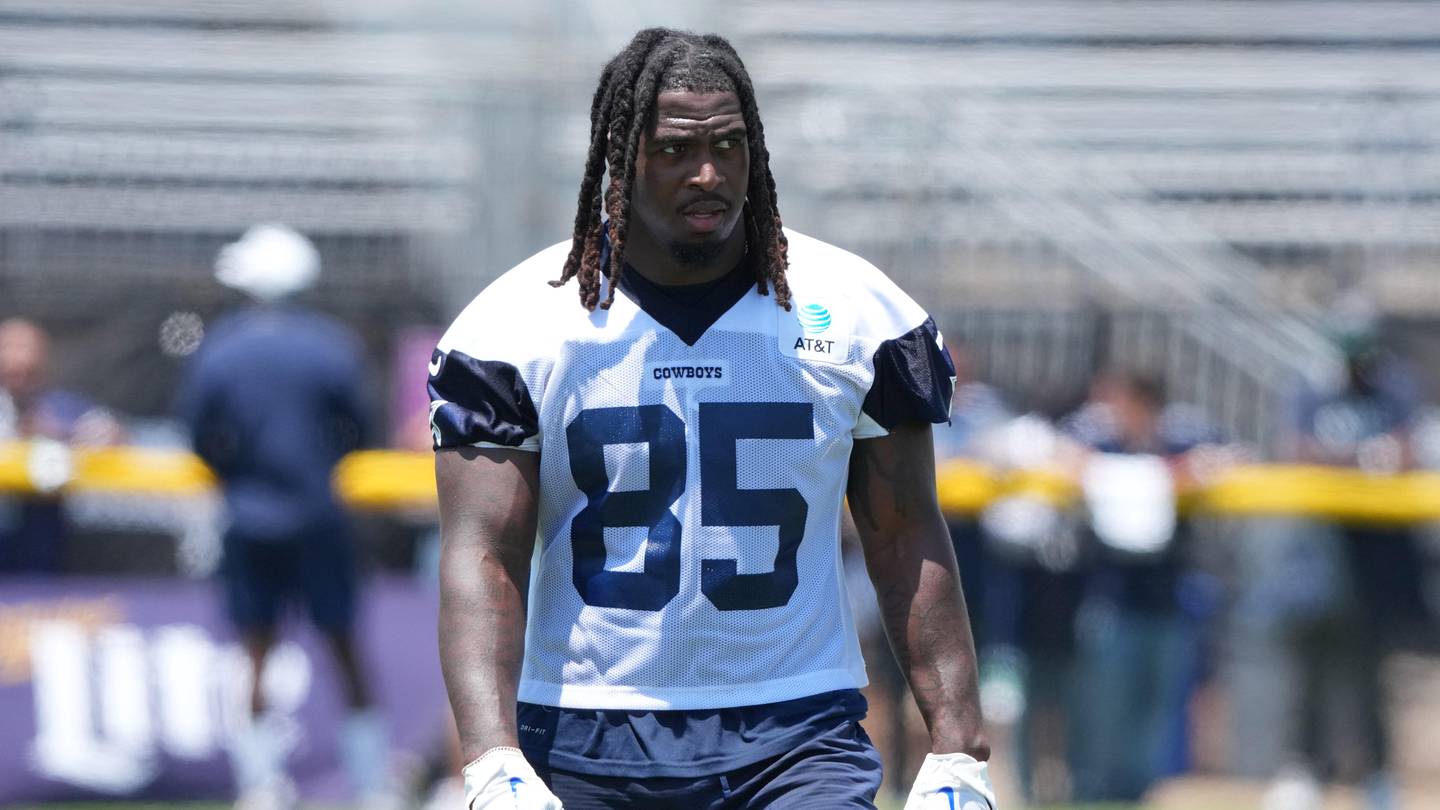 Dallas Cowboys Re-Sign Versatile Tight End For Fourth Season