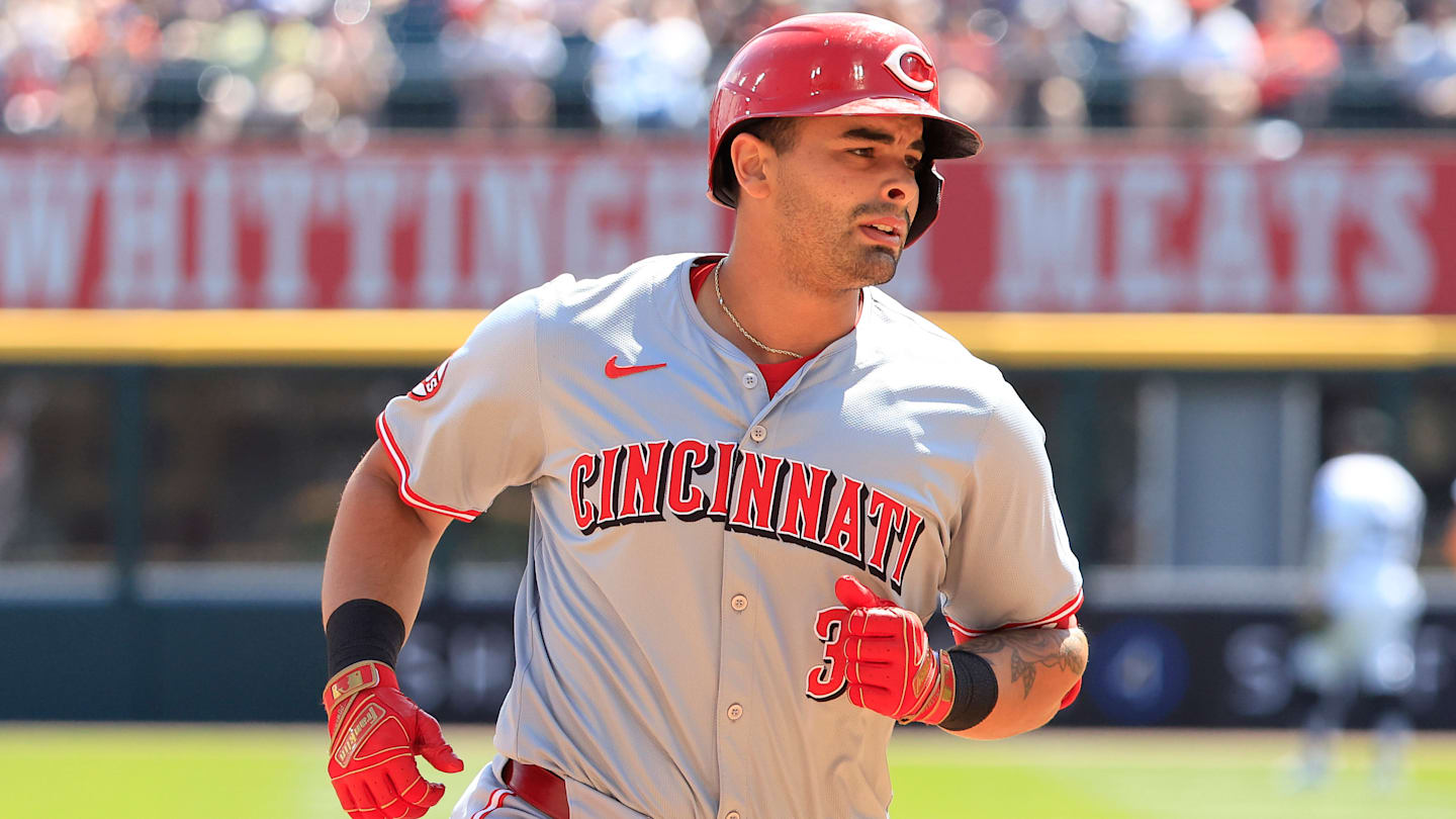 Spencer Steer's limitations provide unexpected chance for Reds injury ...