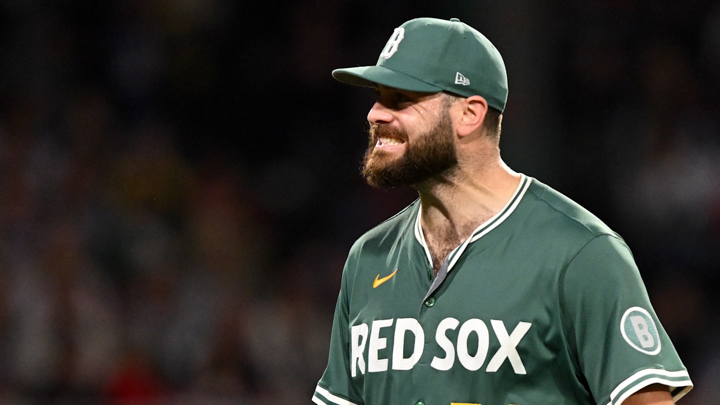 MLB insider’s latest update hints White Sox could reunite with fan ...