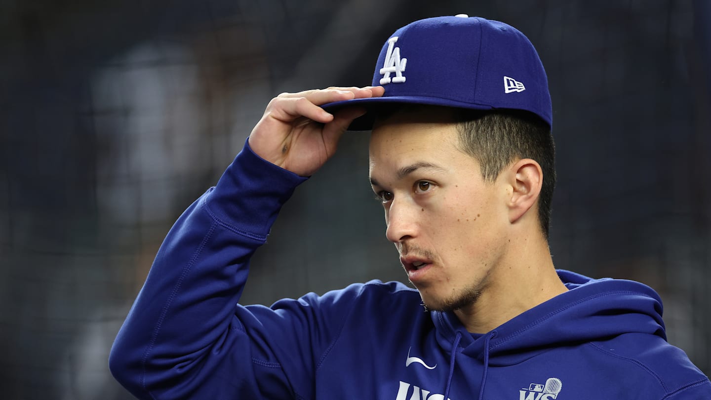 Dodgers continue strong offseason with extension for postseason hero ...