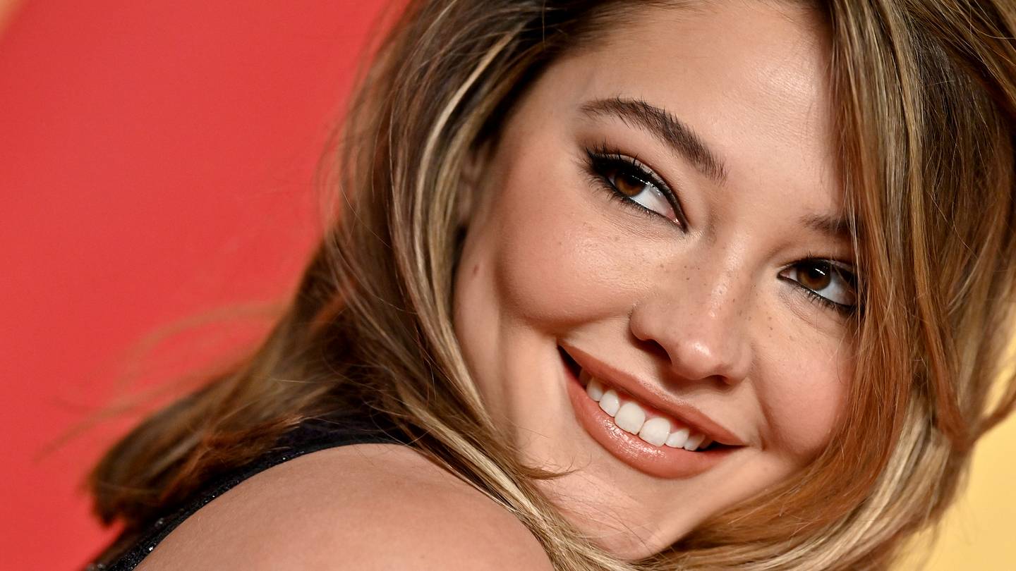Madelyn Cline’s Sexiest Looks Over the Years—From Red Carpets to Magazines
