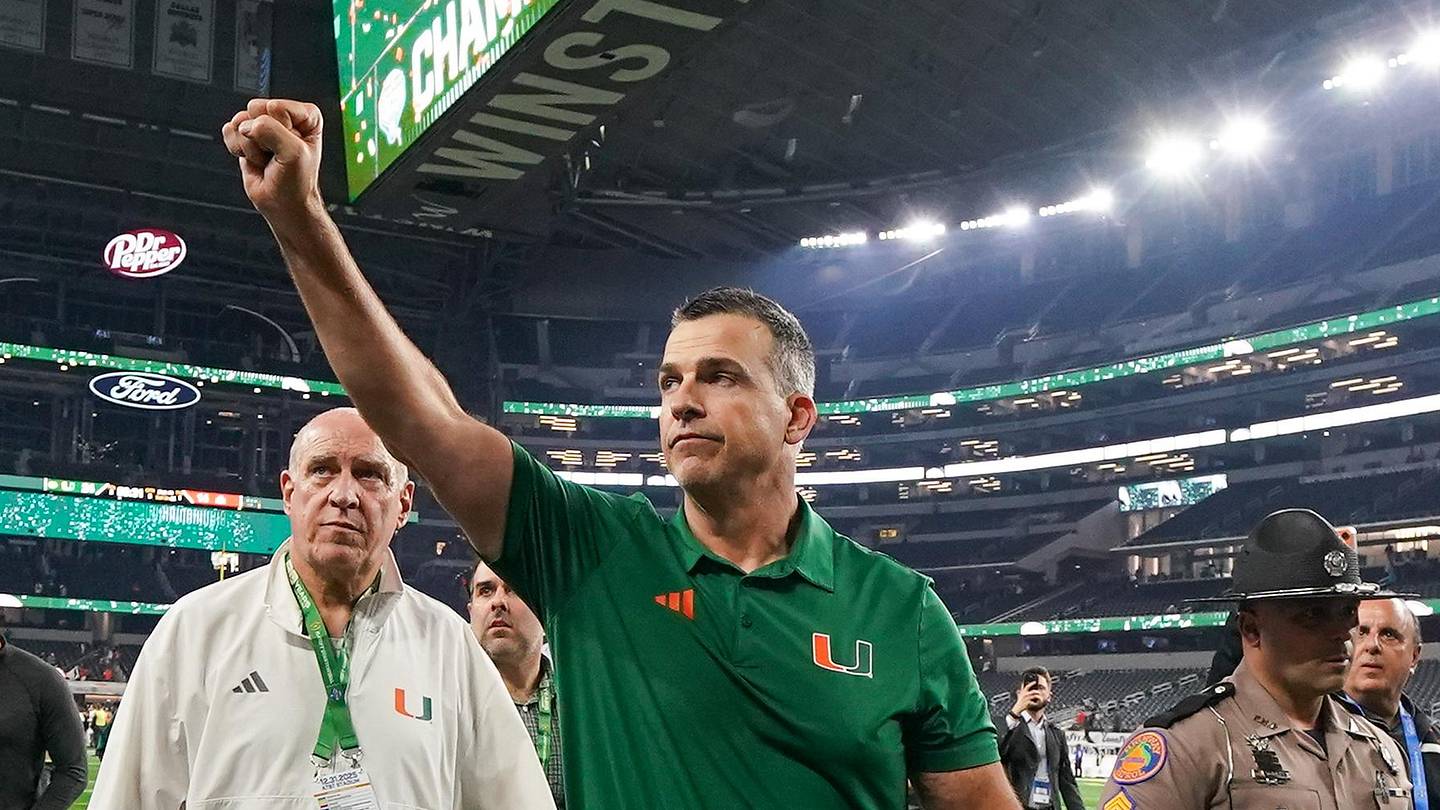Table for 12 College Football Playoff quarterfinal: The U is back and ...