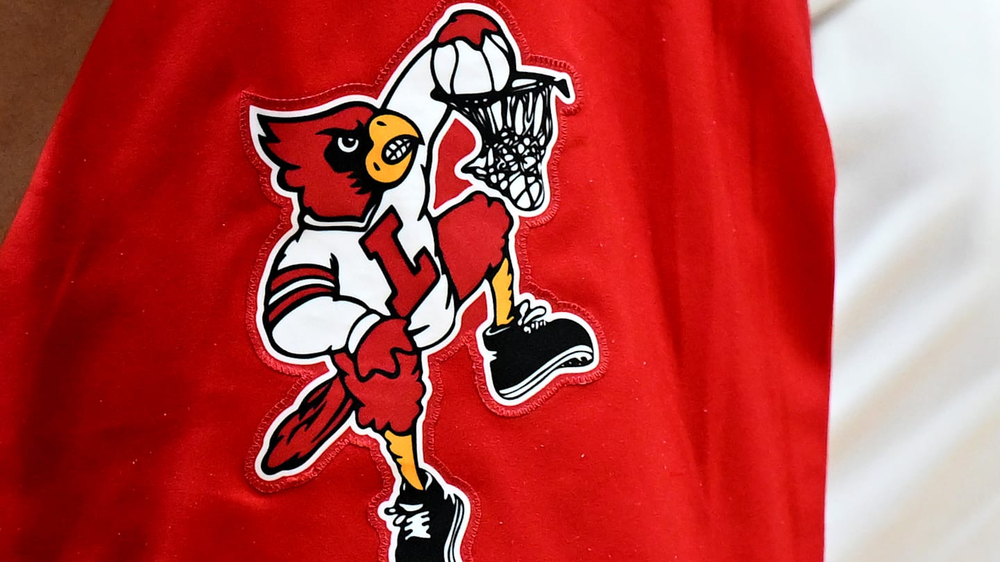 The next big thing in College Basketball is heading to Louisville ...