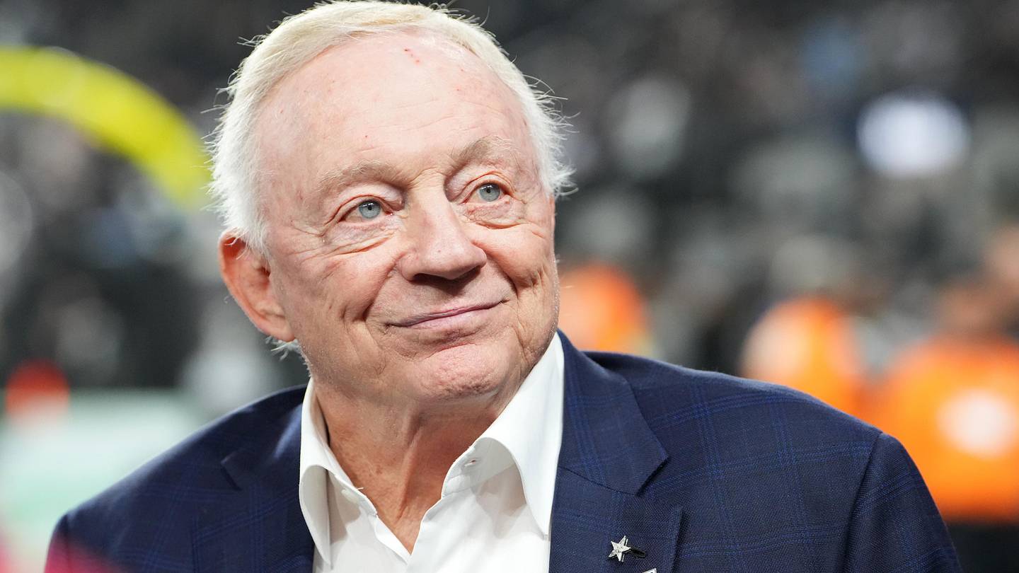 NFL analyst shares why Jerry Jones should 'stick his chest out like a ...