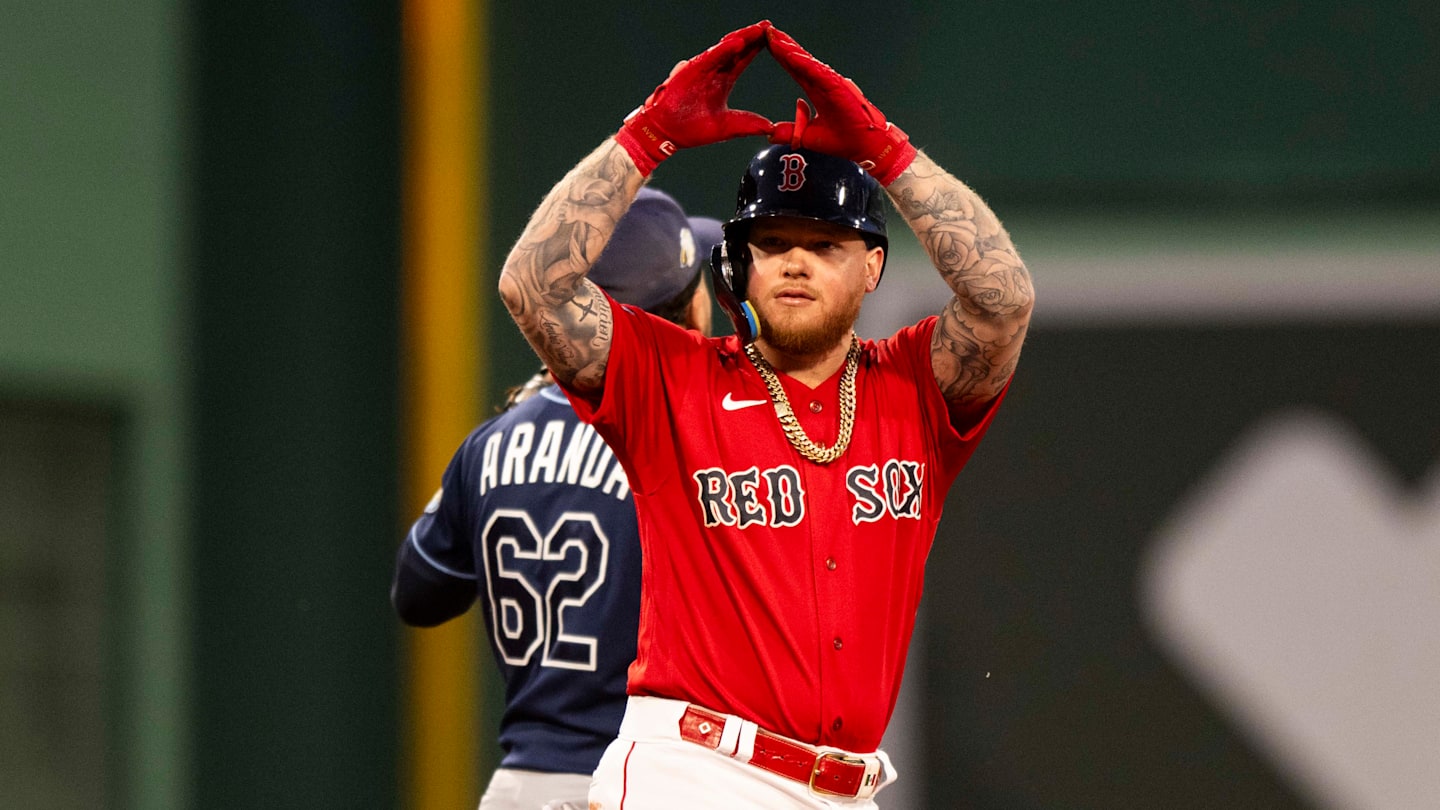 Yankees' Alex Verdugo shaved his beard and looks completely different ...