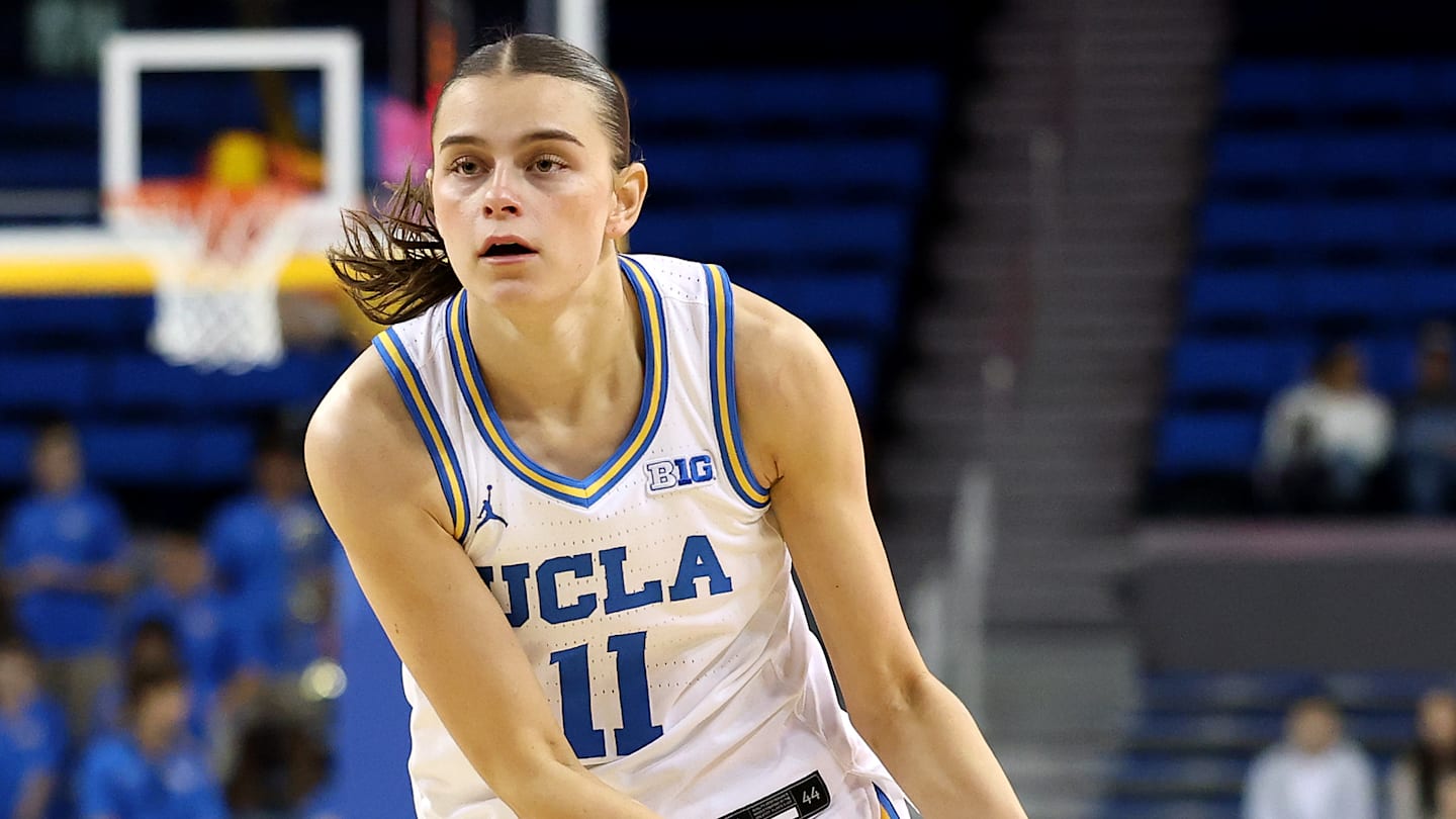 Gabriela Jaquez Christmas Time Check In After 12 Games