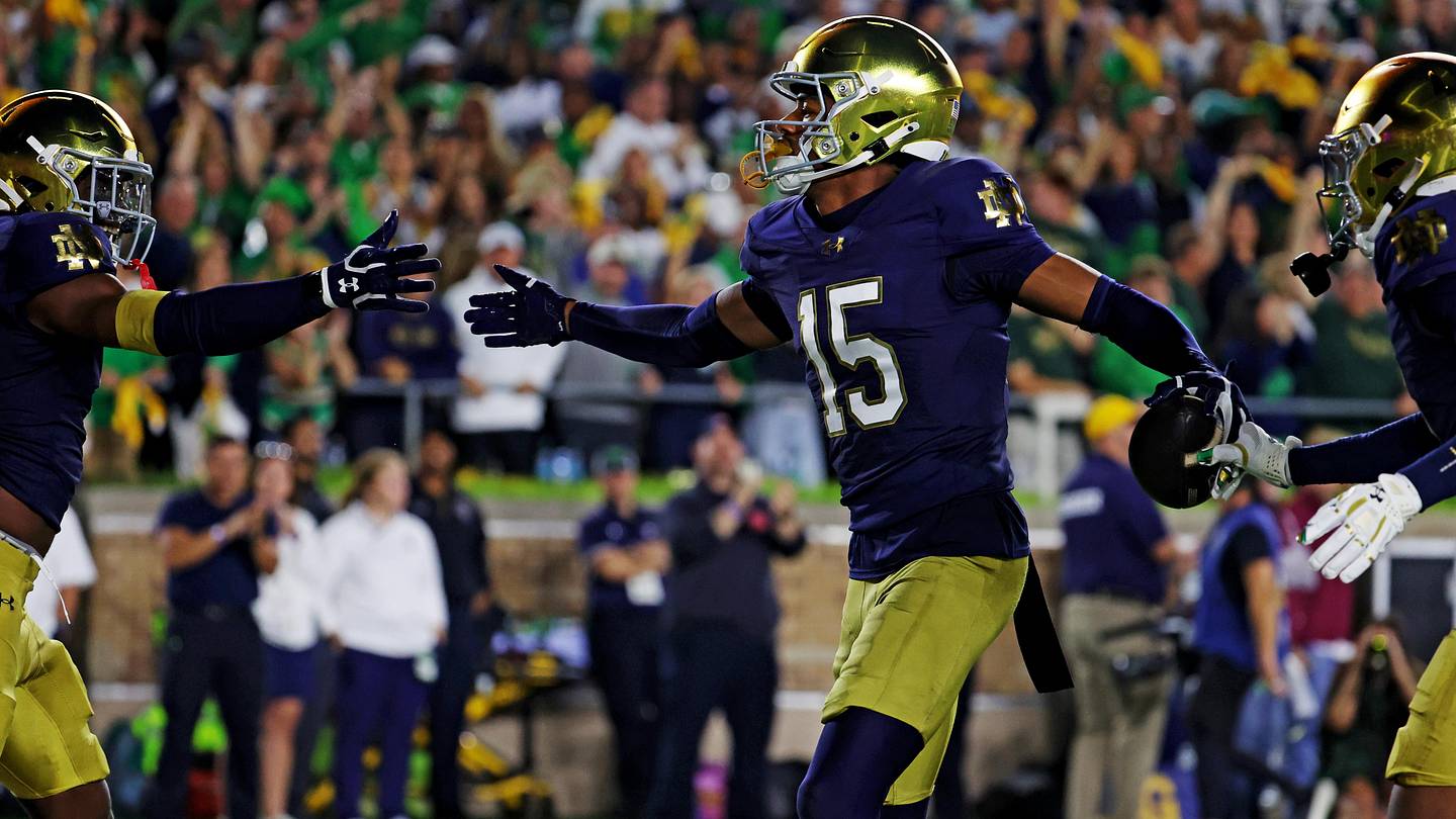 Leonard Moore returning for Notre Dame is changing everything for Chris Ash