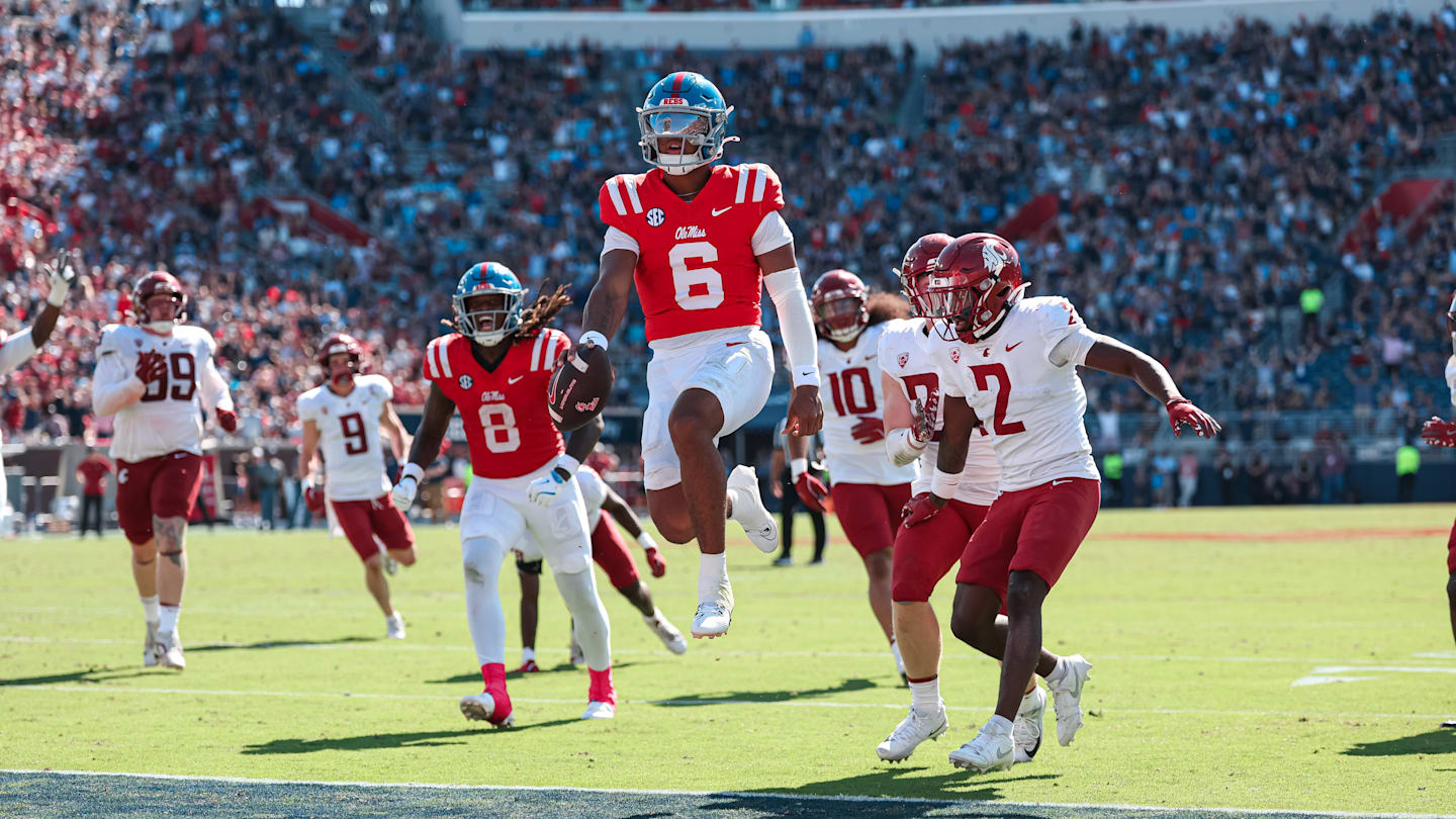 AP Poll Top-25 Chaos After Oregon Ducks, Michigan Wolverines Win During ...